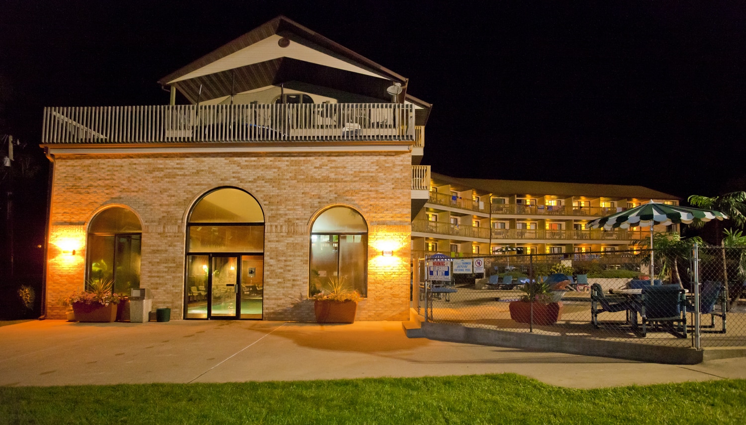 Photo Gallery - Aloha Beach Resort Wisconsin Dells