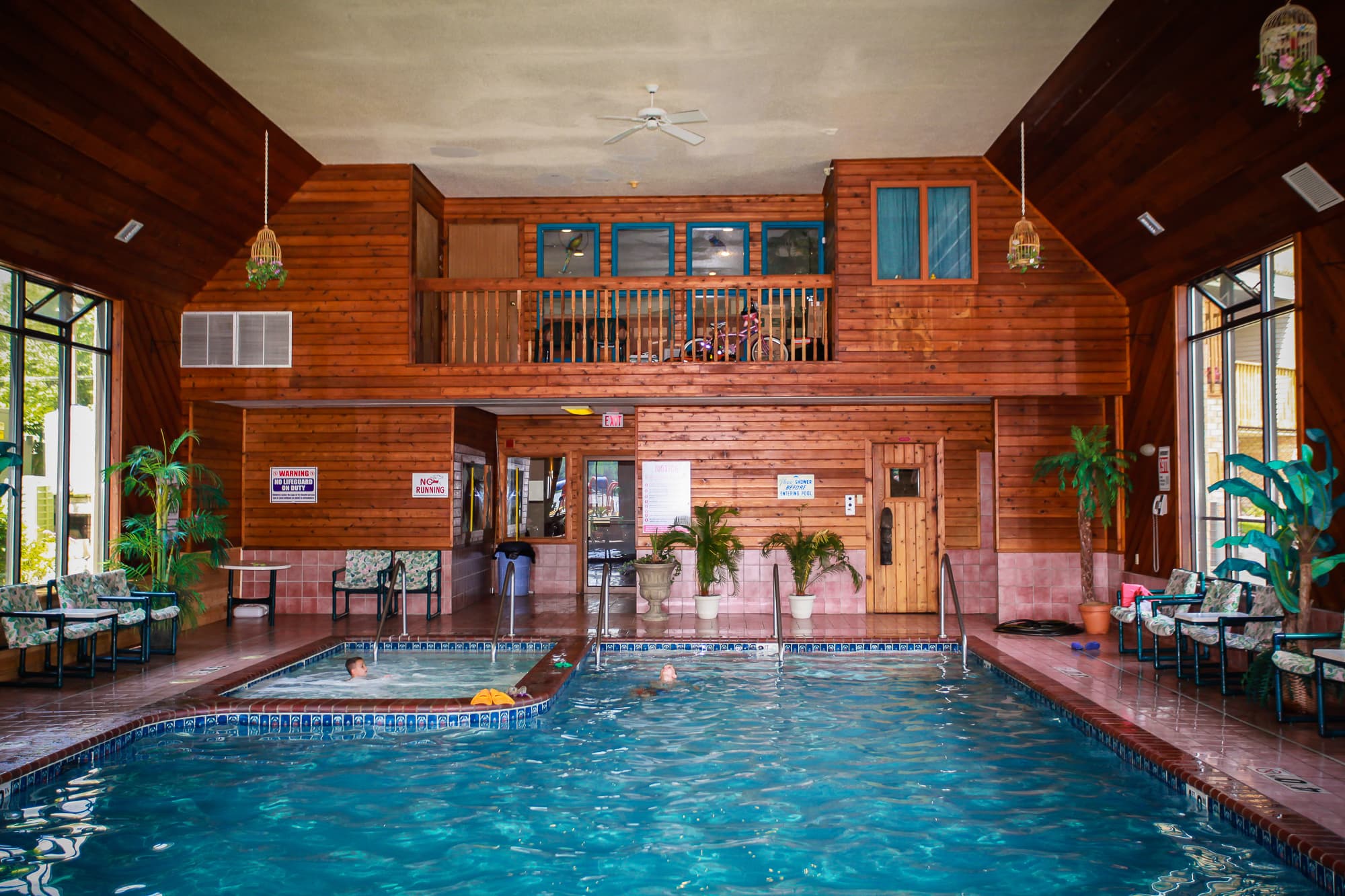 Photo Gallery - Aloha Beach Resort Wisconsin Dells