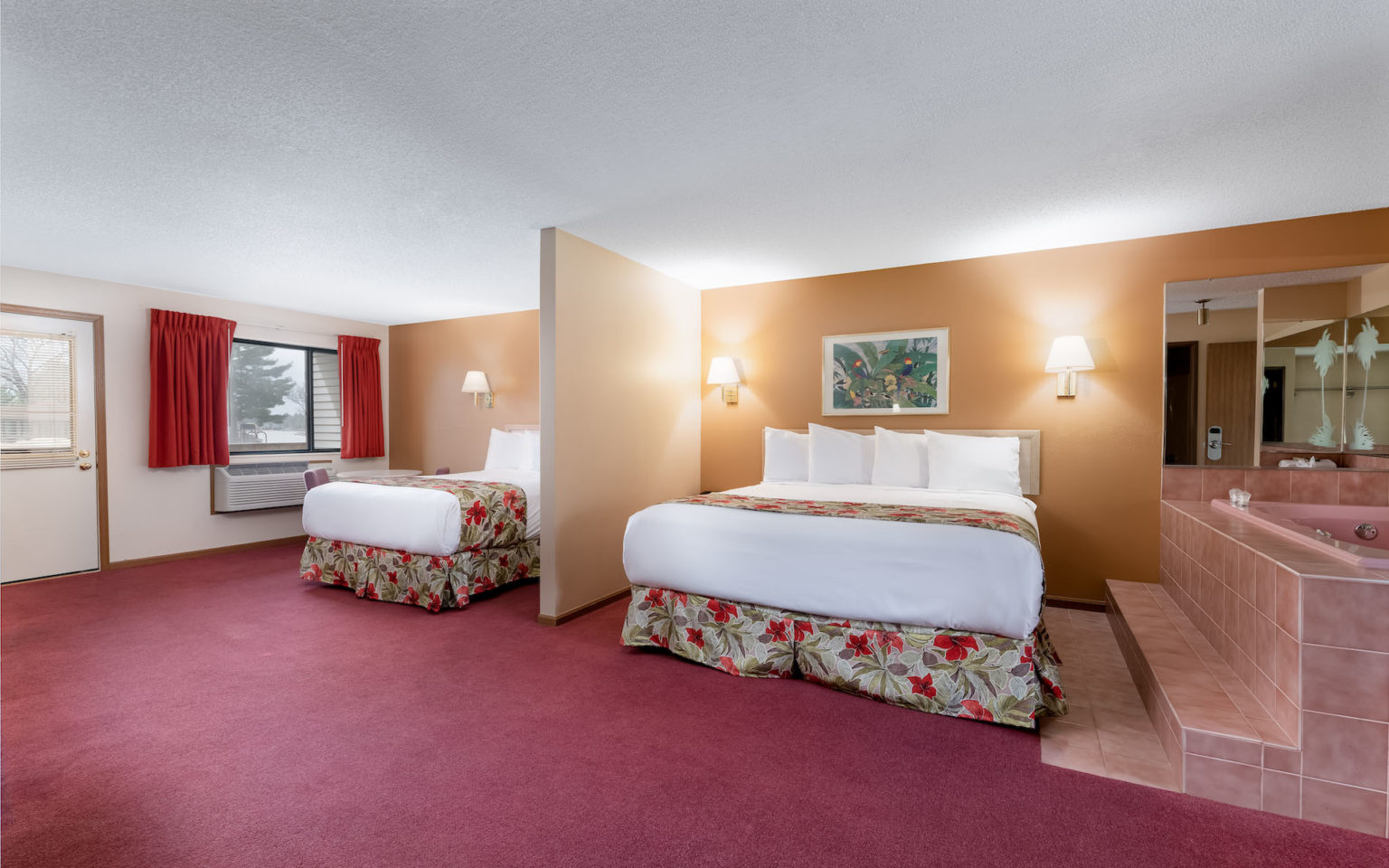 Rooms & Suites - Aloha Beach Resort Wisconsin Dells