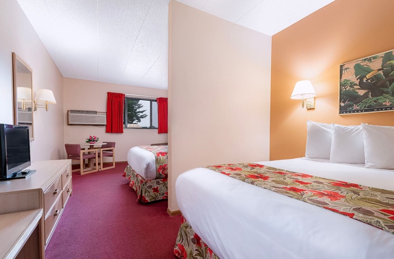 Aloha Beach Resort Wisconsin Dells